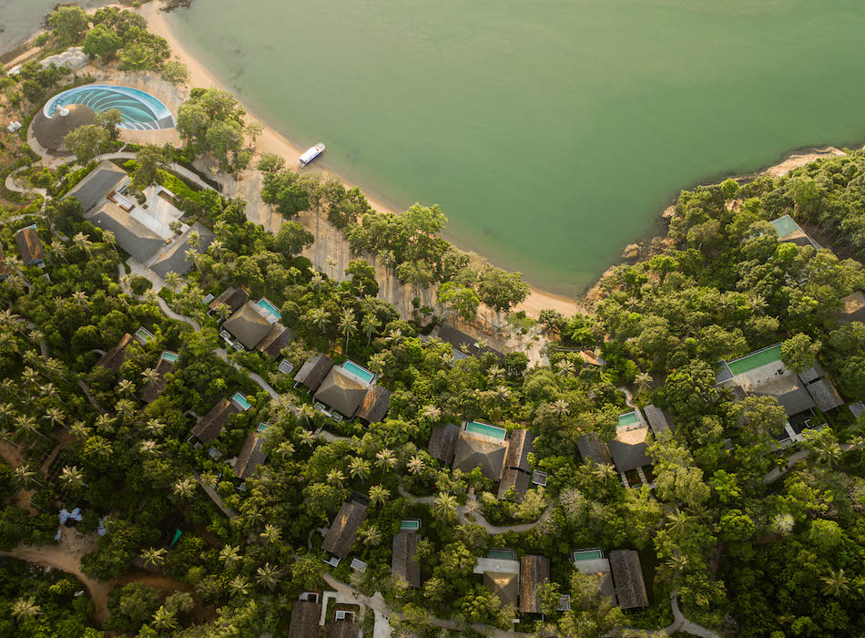 Island Escape Burasari - Luxury Pool Villas and Modern Resort rooms.